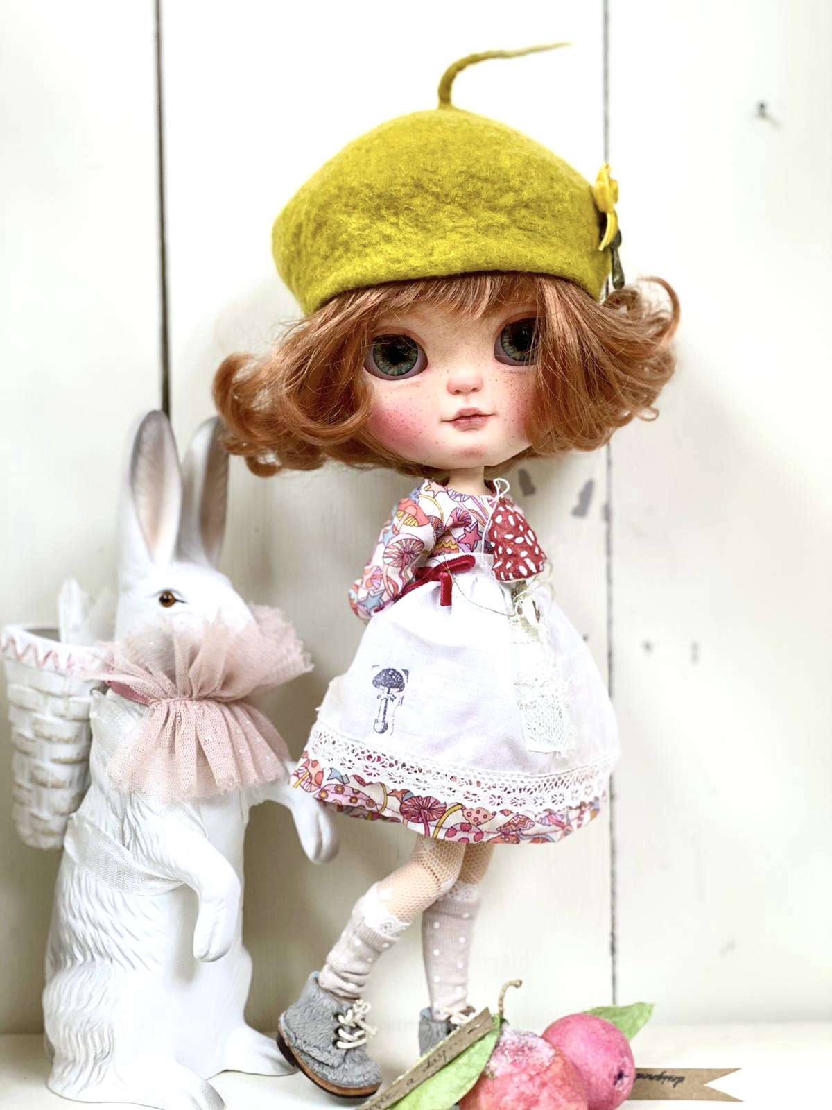 Blythe Wonderland Apron Set - Red Queen | Earth Angels Studios